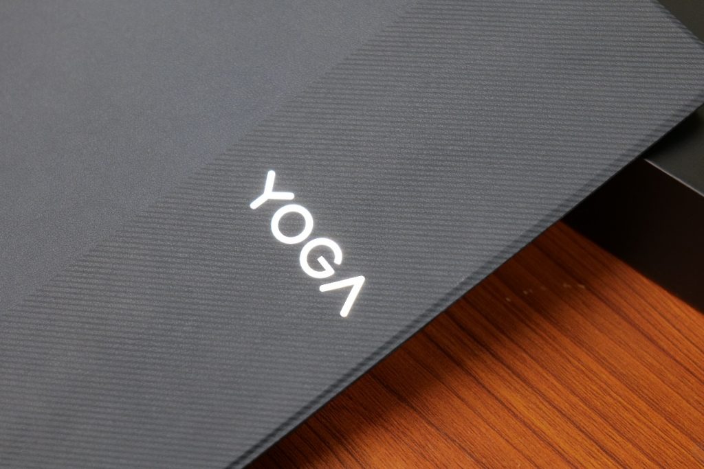 YOGA Paper 墨水平板：智慧办公，阅然纸上 – 笔记本电脑评测