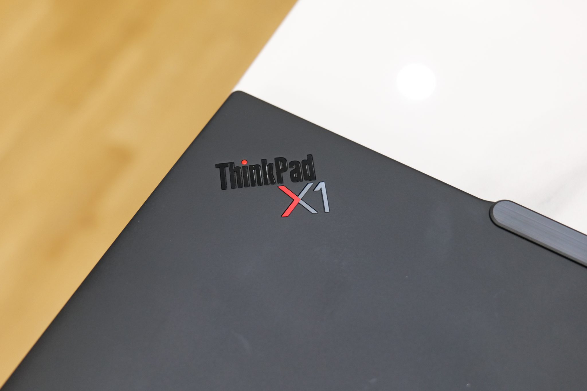 ThinkPad X1 Carbon AI 2024：焕然一新，全面升级！ – 笔记本电脑评测